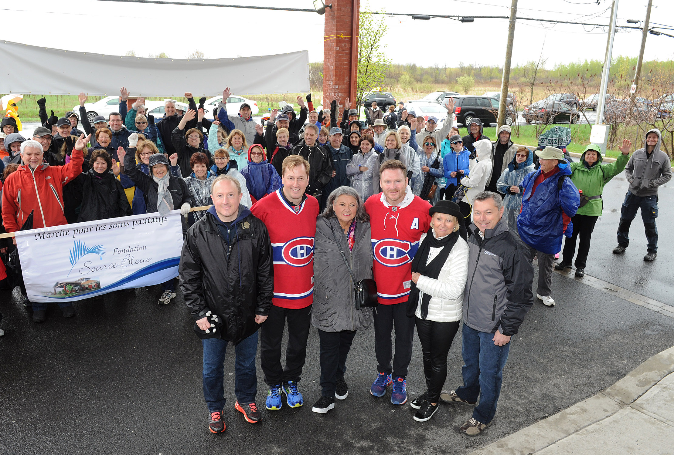 Soins palliatifs: Ginette Reno donne le coup d'envoi de la marche Source Bleue - Journal Le ...